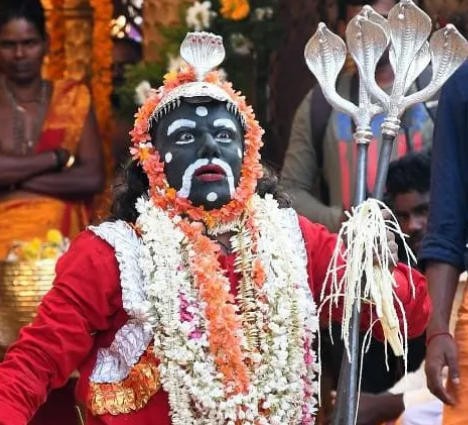 ಕೊರಗಜ್ಜನಿಗೆ ಹರಕೆ ಹೇಳಿದ ಬಳಿಕ ಸಿಕ್ಕಿತು ಕಳೆದು ಹೋದ ಹಣದ ಚೀಲ - News Karkala